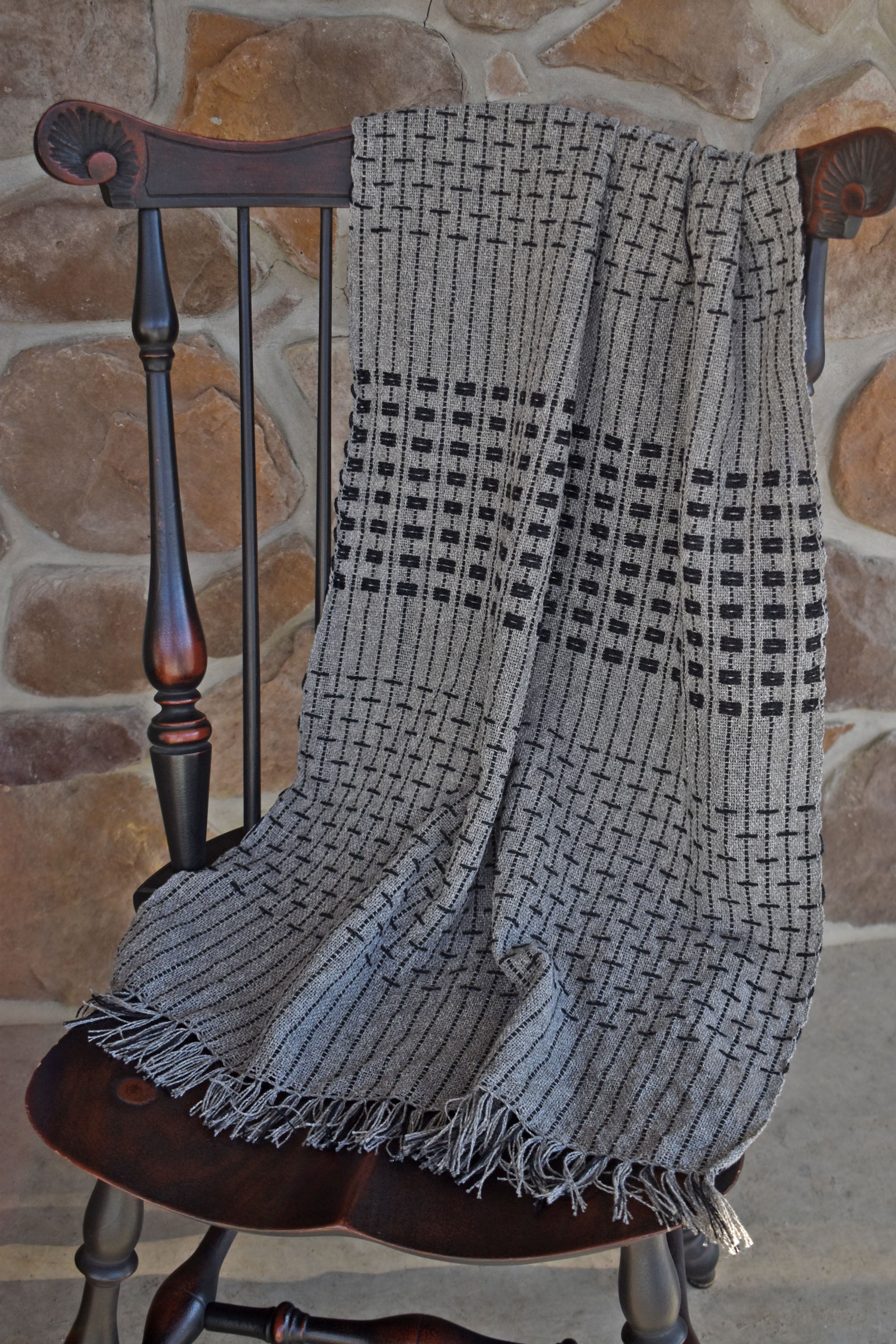 Women's Handwoven Gray with Fringe Scarf – Carrie Varner